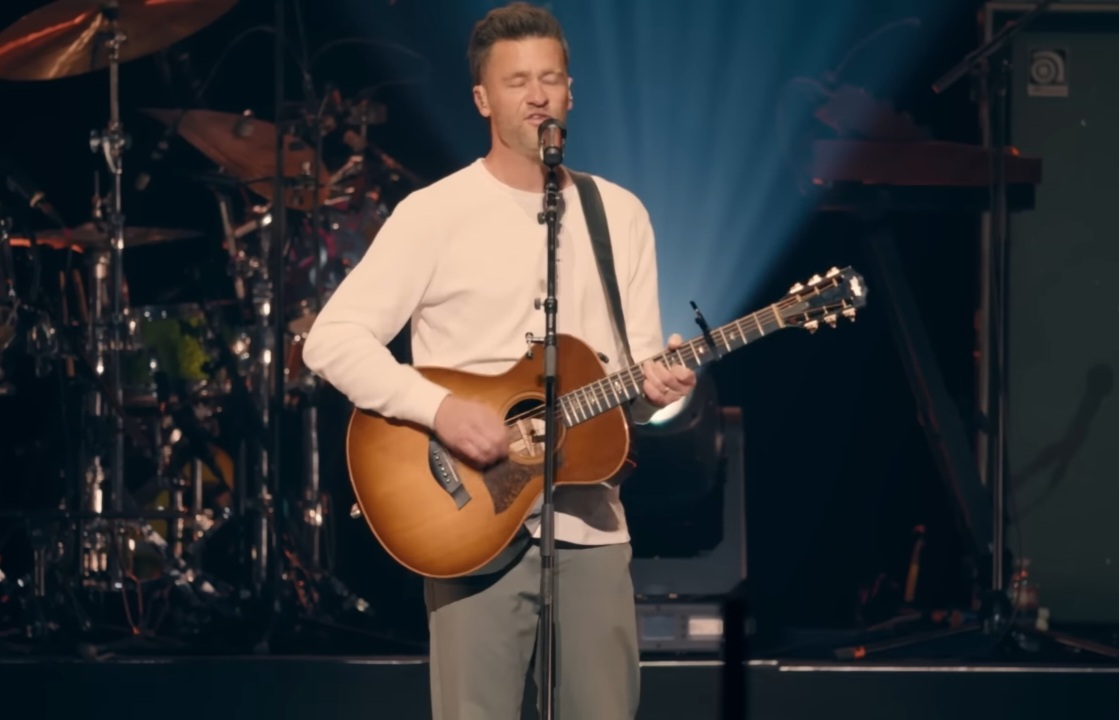 The First Hymn By Chris Tomlin And Ben Fielding: Lyrics & Song Review